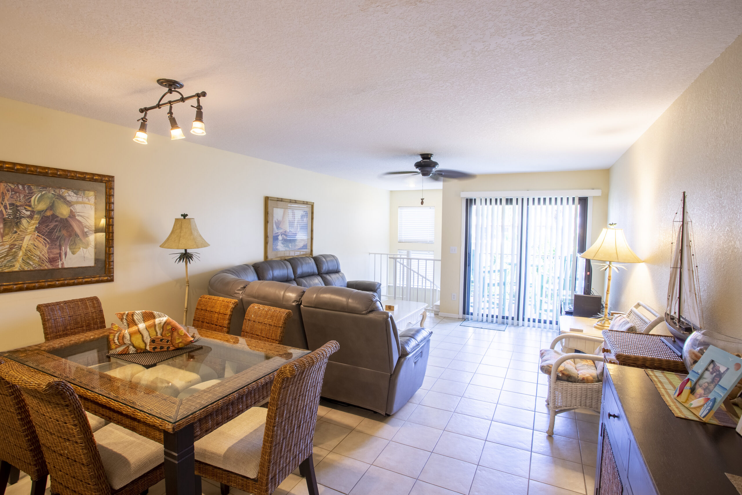 Pool View Condo #35 – Spyglass Beachfront Condo Rentals